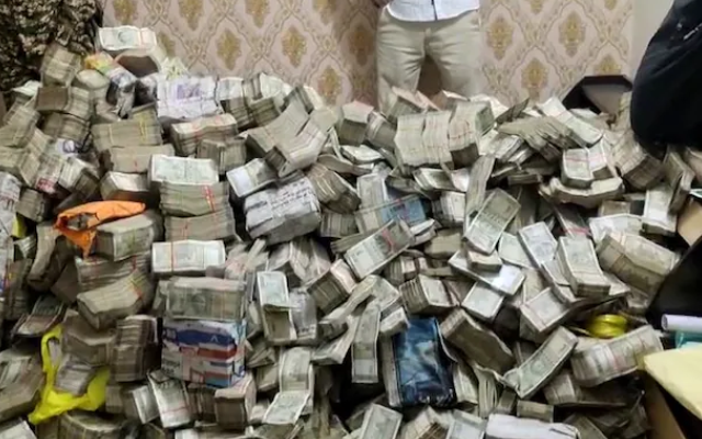 ₹1,100 Crore in Cash and Jewellery Seized Amid Lok Sabha Elections ...
