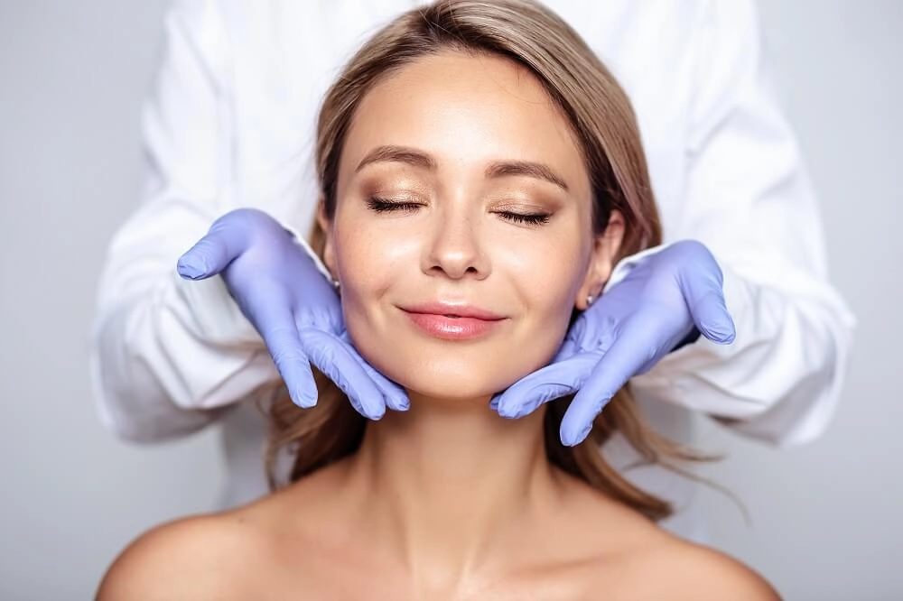 Skincare wars: Dermatologists vs. influencers—who should you trust ...