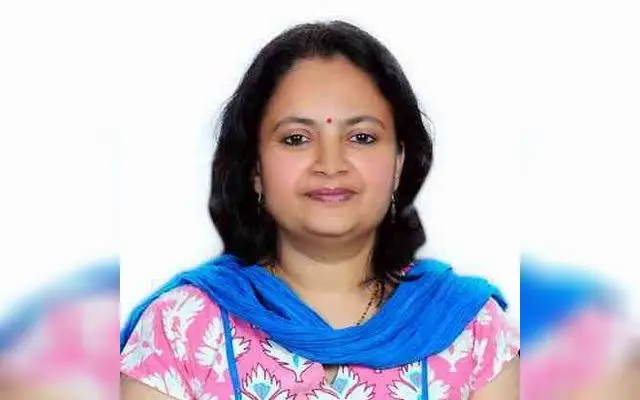 Swaroopa TK Takes Charge as New Udupi Deputy Commissioner | News Karnataka