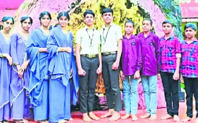 Enmur Govt School Hosts Five Sets of Twins | News Karnataka