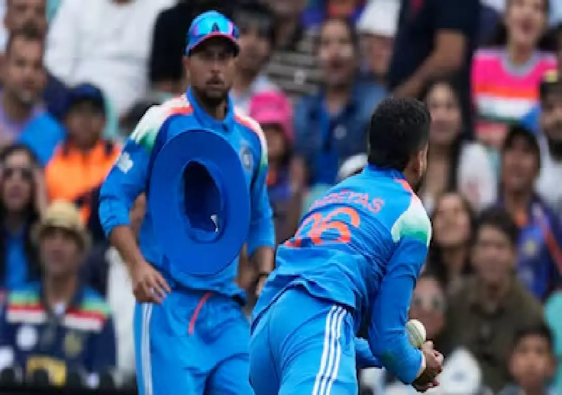 Shreyas Iyer resumes batting, reports to BCCI CoE ahead of NZ ODIs ...